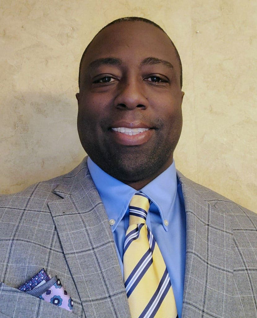 David Searcy de Waste Pro fue designado administrador municipal en el ...